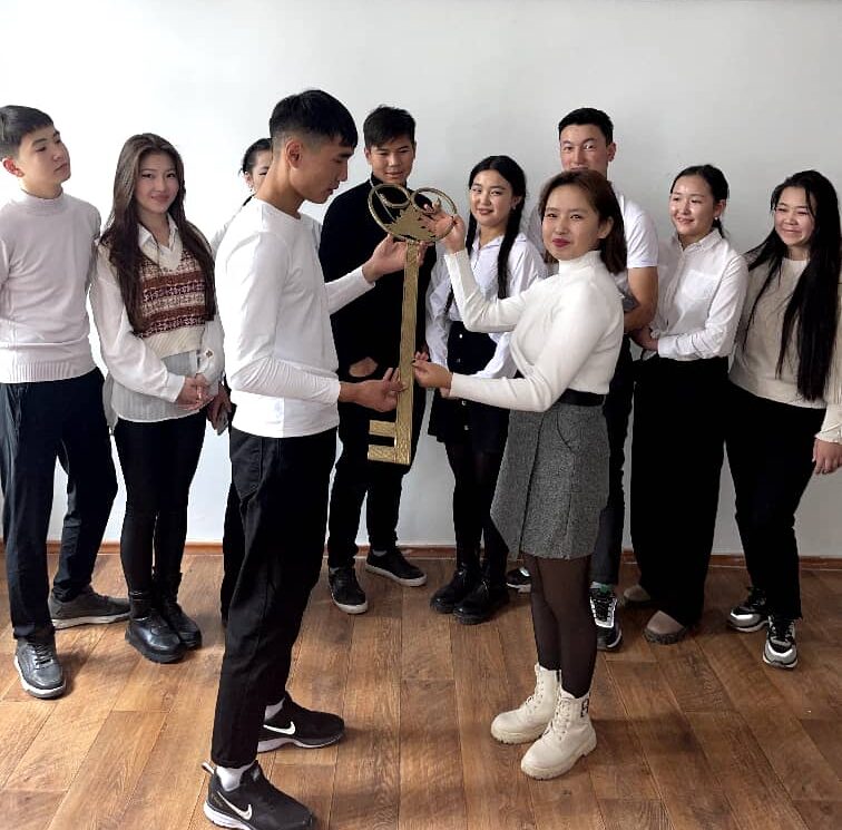 ЖАШТЫКТЫН, ШАТТЫКТЫН ЖАНА РОМАНТИКАНЫН МАЙРАМЫ – Кутбилим