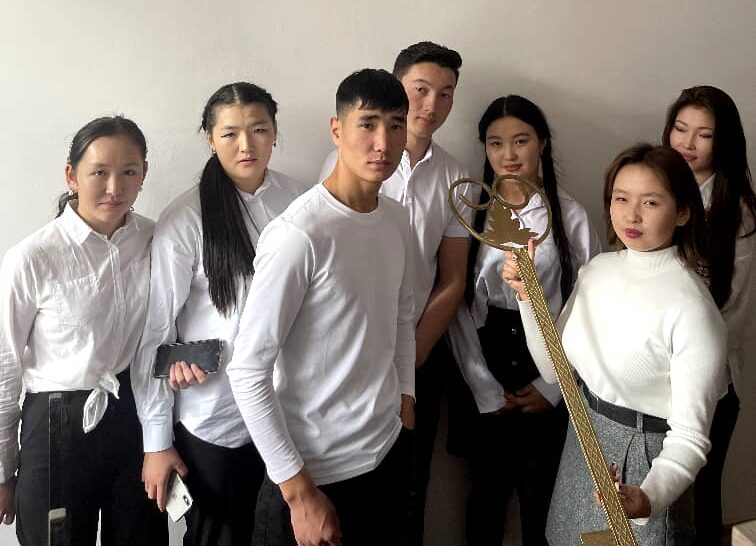 ЖАШТЫКТЫН, ШАТТЫКТЫН ЖАНА РОМАНТИКАНЫН МАЙРАМЫ – Кутбилим